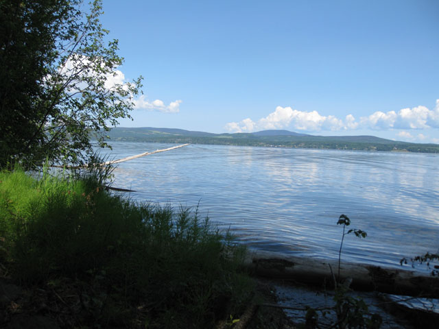 CANADIAN WILDERNESS PROPERTIES - Waterfront Properties.